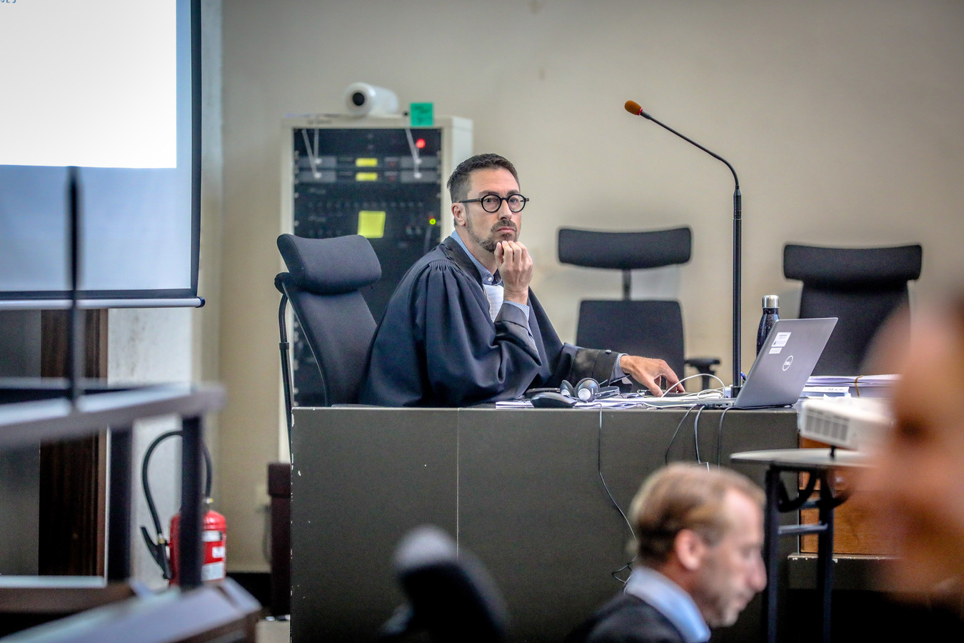 “27 doden in zee, toch wisten ze van geen ophouden”: procureur schetst ...