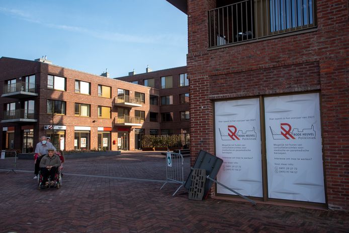 Weesfiets is aanleiding voor kritiek op Rode Heuvel: “Het is een dood ...