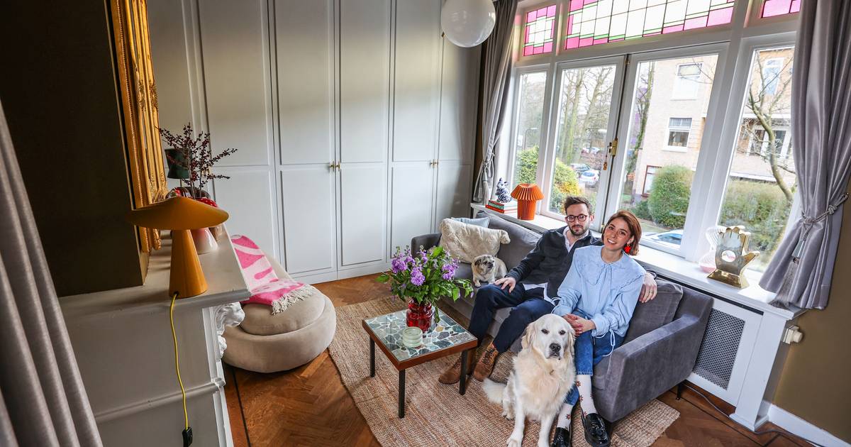 Chloë en Lennart genieten iedere dag van zonlicht door glas-in-lood ...