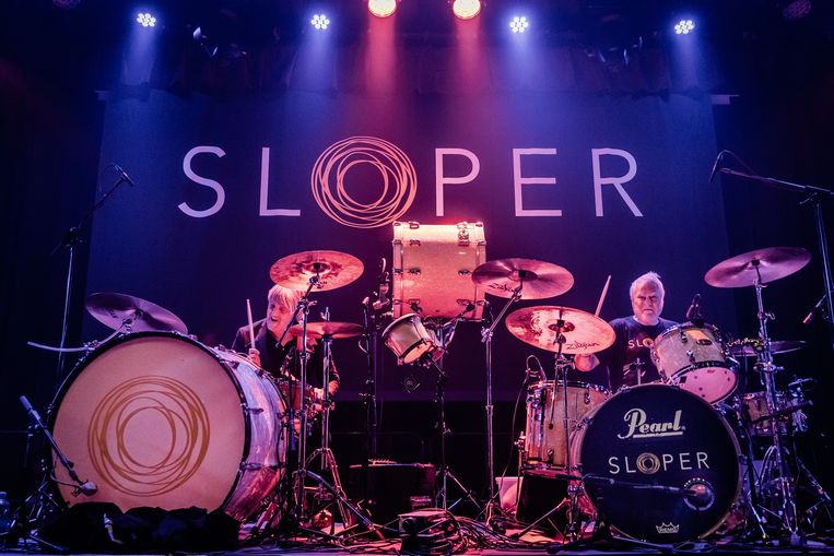 De ervaren debutanten van Sloper spelen strak, hard en gedegen