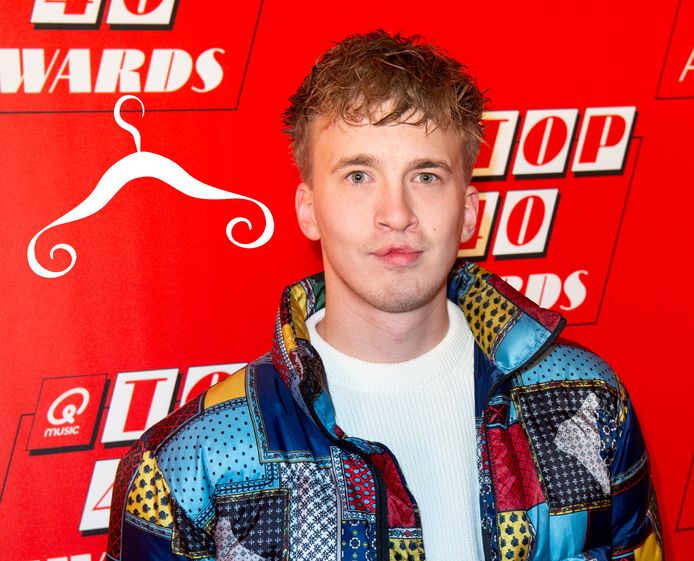 Van lapjesdeken tot ruitplaid: rapper Snelle durft bijna alles aan ...