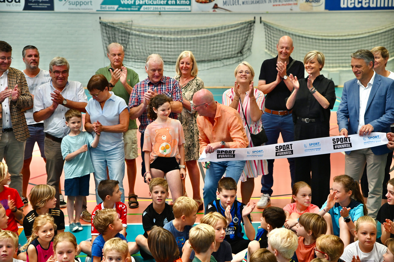 Nieuwe sportvloer voor Beverse sporthal na wateroverlast: “Ook werk ...