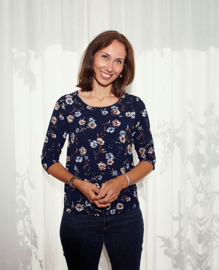 Anna Woltz: ‘Denk na, denk na – verzin een verhaal!’ | Het Parool