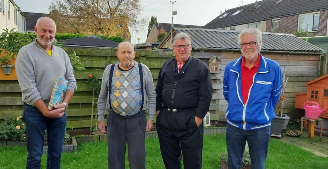 Touringcarchauffeur Henk (70) nam zijn laatste afslag naar de hemel ...