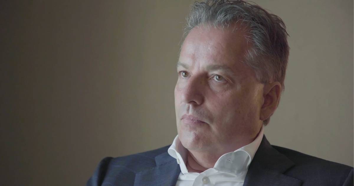 Zijn Ferrari, zijn Zwitsers huis en vele miljoenen: Roger Lips sluisde ...