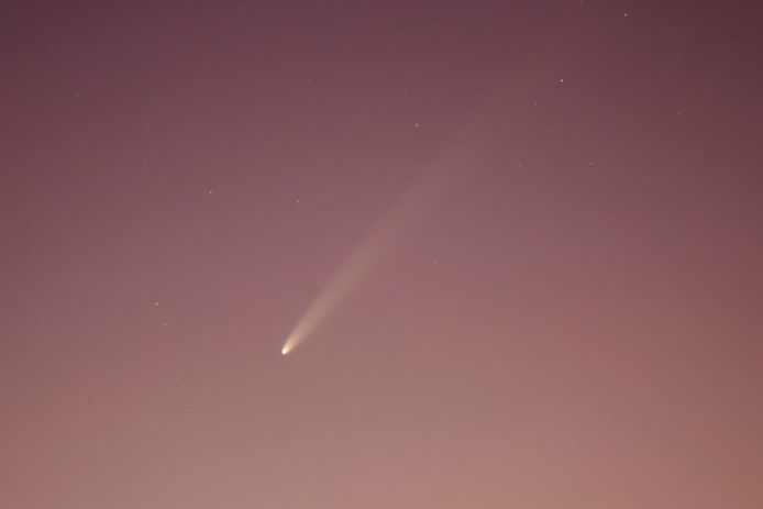 Uniek: komeet met ‘prachtige lange staart’ te zien vanaf half oktober | Binnenland | pzc.nl