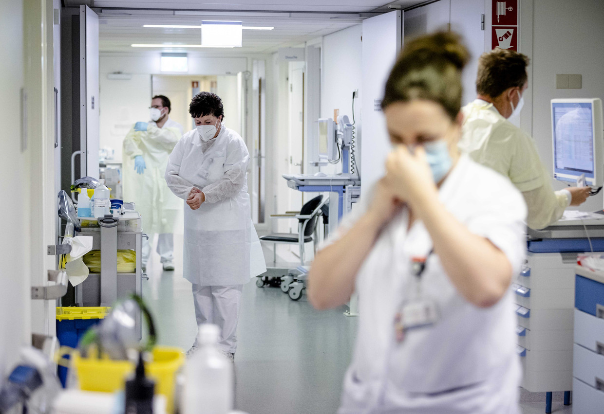 Maandag 15 000 Besmettingen In Een Dag Tijd Nieuw Record Voor Dit Jaar