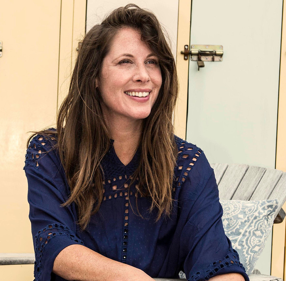 Basja bereidt beginnende artiesten voor op liveoptredens: ‘Verdient ...