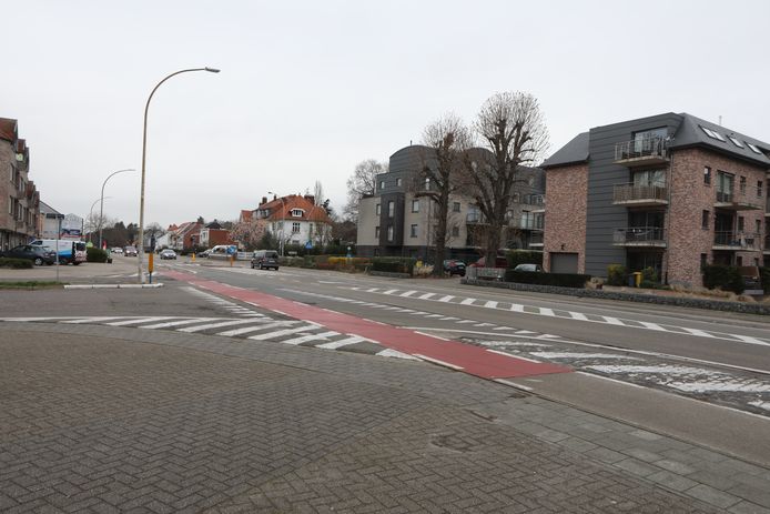 Kruispunt Kapellestraat - Turnhoutsebaan gaat opnieuw open | Mol | hln.be