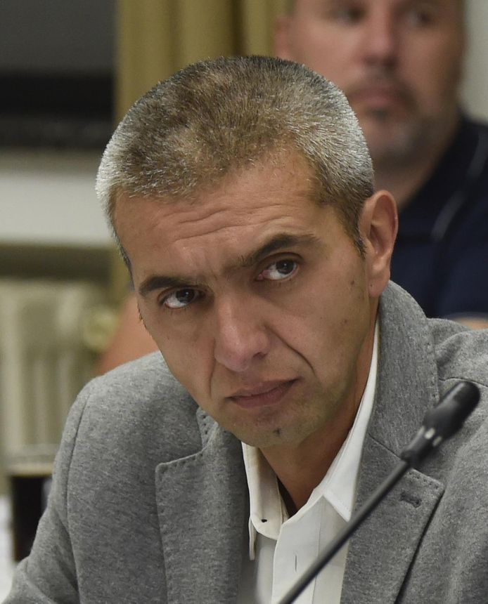 N-VA klaagt sp.a'er aan voor perslek na dodelijke ontploffing op Paardenmarkt | De Krant | hln.be