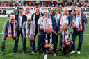 Na veertig jaar weer op het bordes: Helmond Sport huldigt zijn helden ...