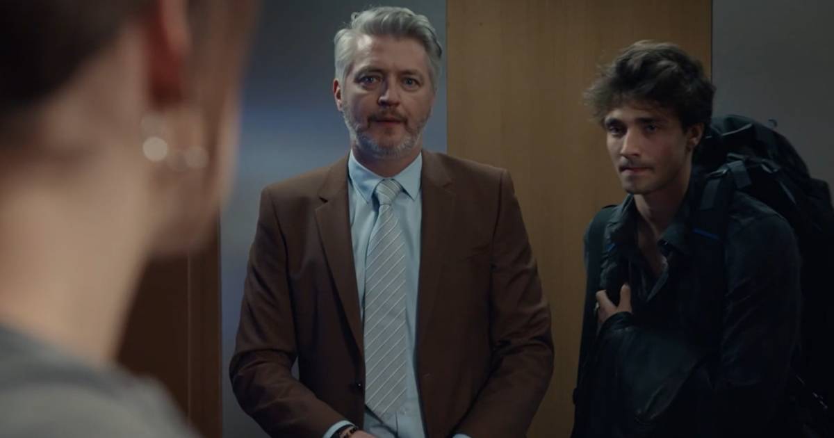 KIJK. Na slippertje van Raven met zijn stiefmama, neemt ‘Familie ...