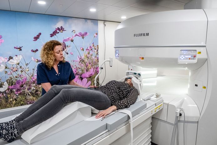 Doodsbang in tunnel van MRI-scanner? Dit nieuwe exemplaar biedt ...
