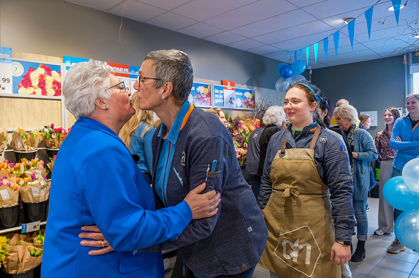 Maria werkt al halve eeuw bij Albert Heijn in Putte: ‘Zij kent alle ...