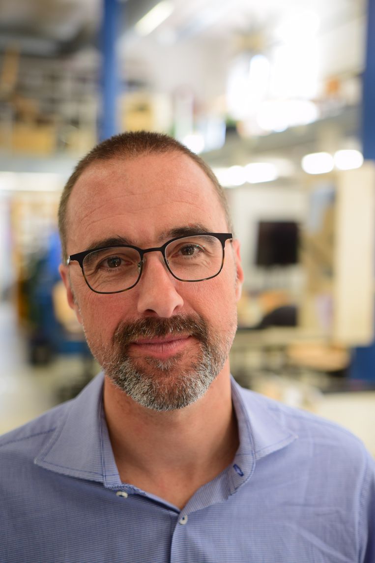 Bericht van het coronafront: ‘Mondmaskers naaien is nu een burgerplicht’