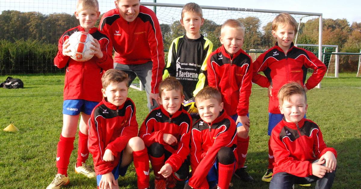 U10 VVC Oedelem leren combineren | Beernem | hln.be