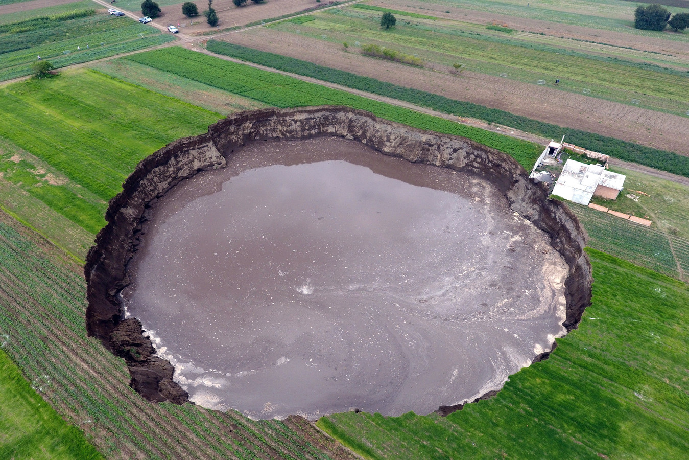 amersfoort-opgeschrikt-door-sinkhole-maar-hoe-ontstaat-zo-n