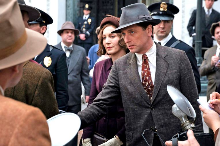 De legendarische advocaat Perry Mason krijgt een nieuwe kans, en dat ...