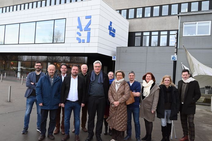 AZ Sint-Jan stelt nieuw logo voor: “We onderstrepen met de nieuwe huisstijl onze rol als sterk ...