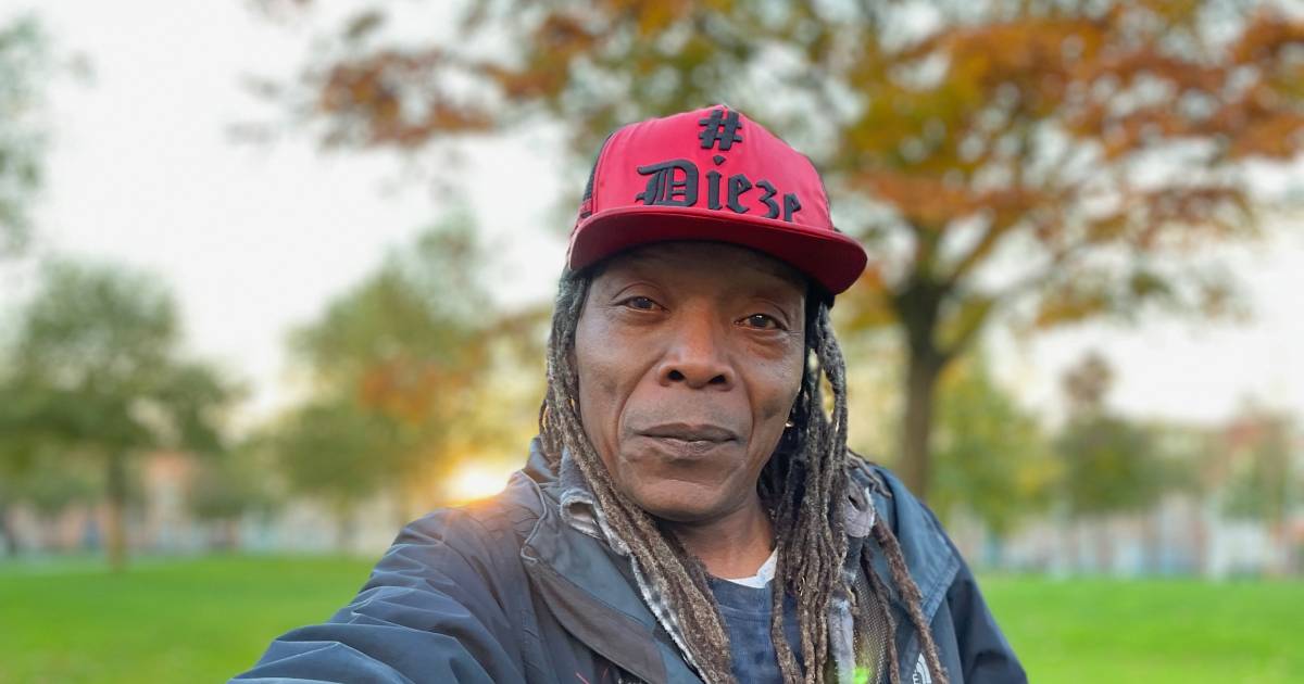 Meester Runaldo leerde duizenden kinderen hoe je je excuses maakt en ...