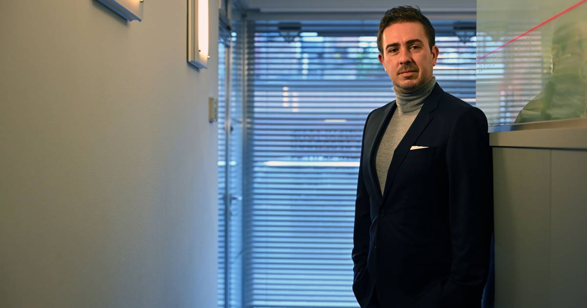 STRAFPLEITERS. Steven Van de Kerkhof zocht als advocaat mee naar ...