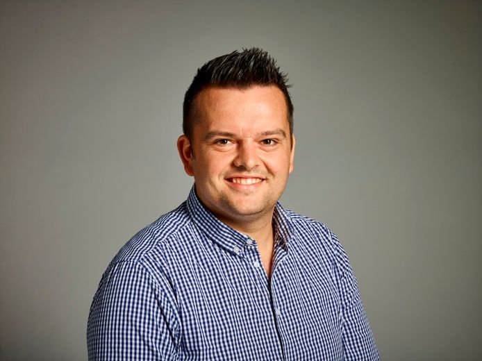 Steven Kindt legt de eed af als nieuwe schepen in Lichtervelde (en ...