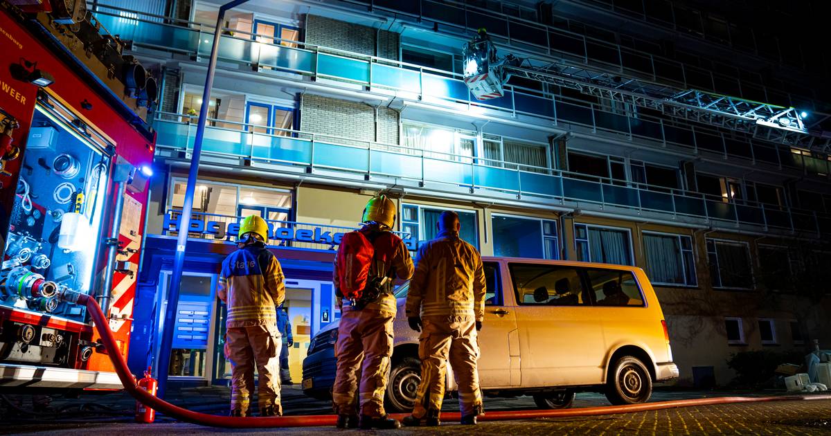 Brand in Rotterdams woonzorgcentrum, bewoner meegenomen naar het ...