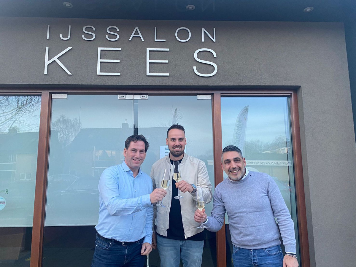 Nieuwe eigenaren Geldropse ijssalon, maar: Kees blijft Kees | Foto | ed.nl