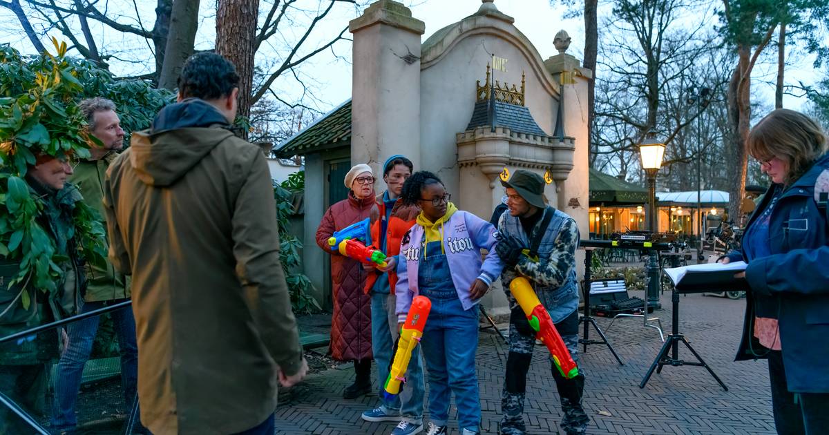 De Efteling als decor voor film ‘De Legende van de familie Vos’ met ...
