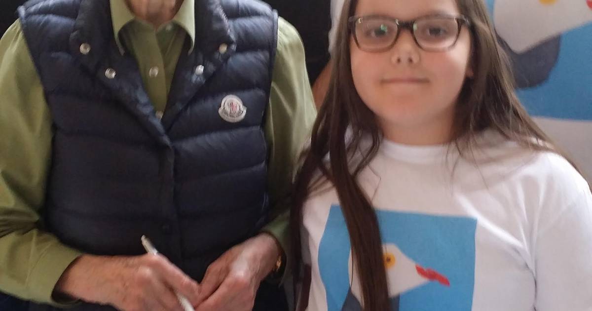 Lilly (10) toont project zwerfafval aan Jane Goodall | Utrecht | AD.nl