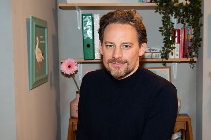 Cas Jansen laat voor het eerst van zich horen sinds ongeluk: 'Zet je ...