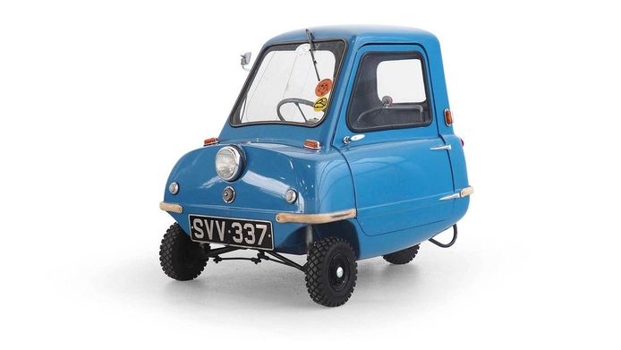 Kleinste auto ter wereld brengt groots bedrag op | Drive | hln.be