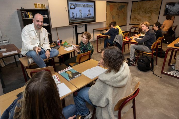 Docent Eckartcollege grijpt net naast titel Geschiedenisdocent van het ...