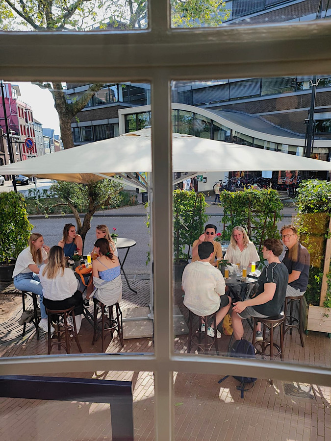 Brouwerij Florijn op het Faberplein is open: zo ziet het eruit | Foto ...