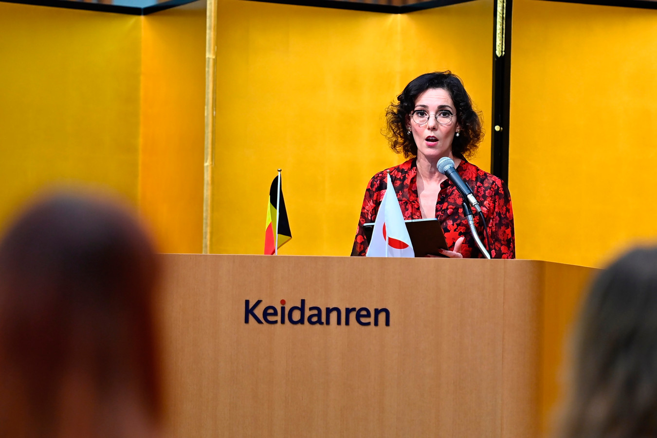 La princesse Astrid et la délégation belge lèvent leur bière aux ...