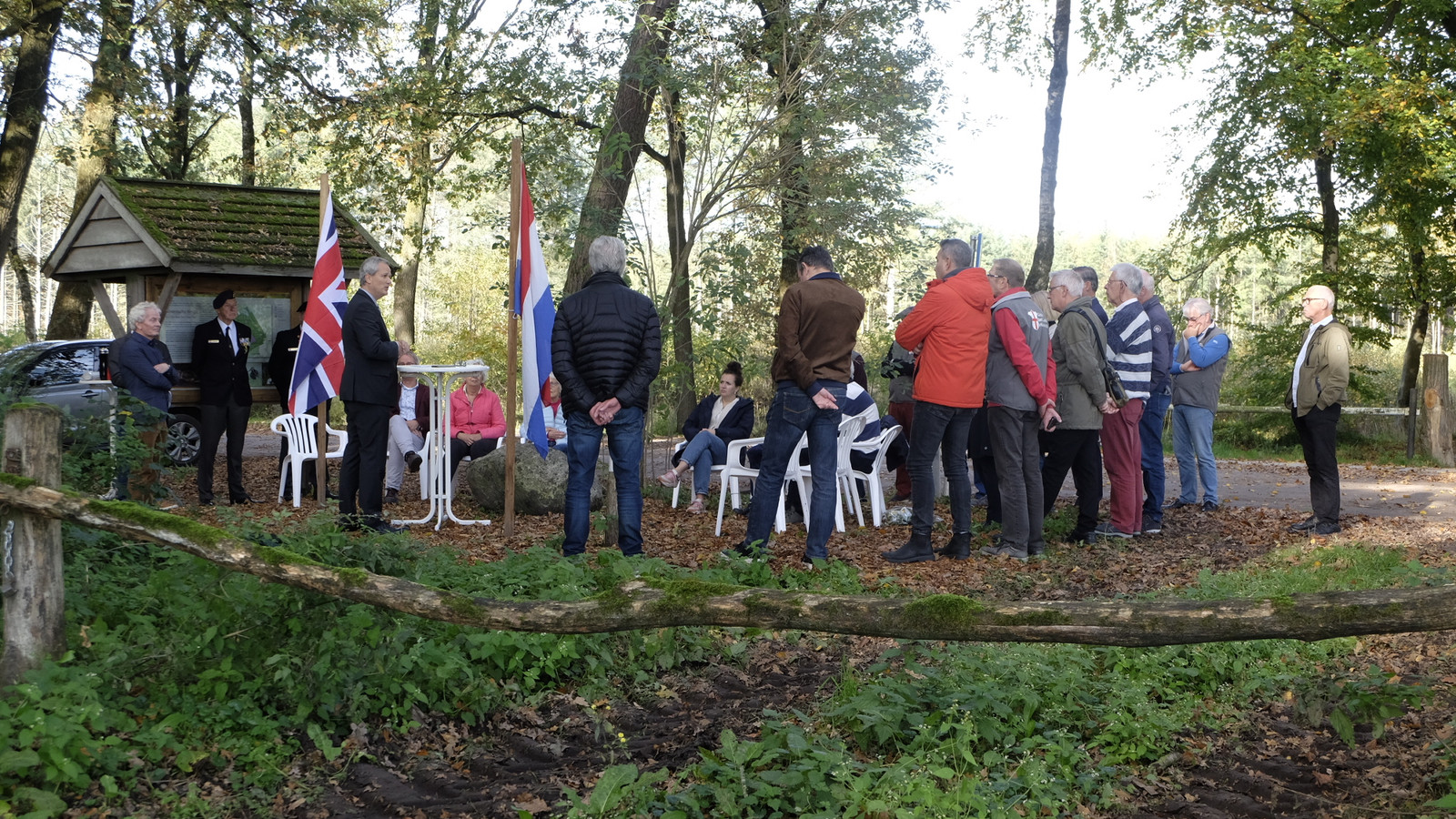 Laatste puzzelstukje van een Engelse familiegeschiedenis is gelegd ... Laatste puzzelstukje van een Engelse familiegeschiedenis is gelegd ...