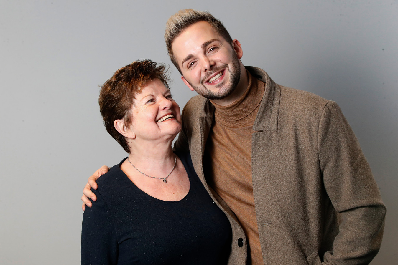 Janine Bischops lijdt in ‘#LikeMe’ aan alzheimer, en dat is ...