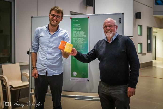 Geel zet onthaalouders en kinderbegeleiders in de bloemetjes met drink ...