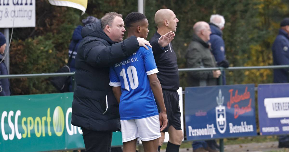 William Rijsdijk neemt honneurs waar bij geplaagd Rijsoord ...