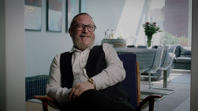 Gescheiden en een roker: extraverte chef-kok Tulli wil in ‘Shalom ...