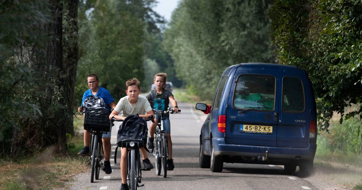 Ouders bezorgd om levensgevaarlijke fietsroute van schoolgaande ...