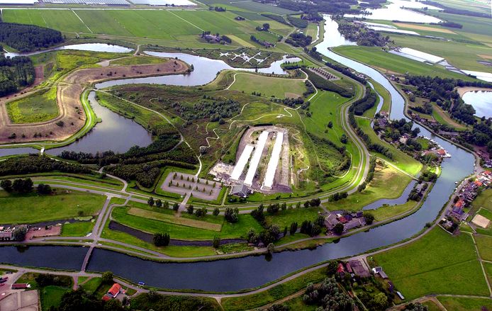 Dit is waarom de kunstskibaan van Outdoor Valley groen wordt ...