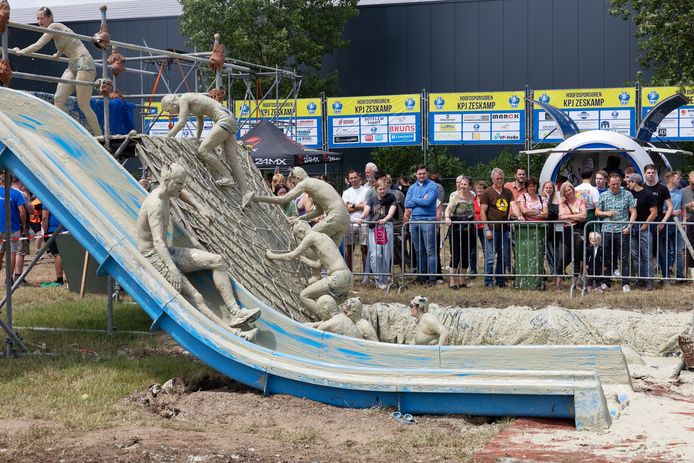 Johan Koolen neemt na 45 jaar afscheid van KPJ Zeskamp Bergeijk ...