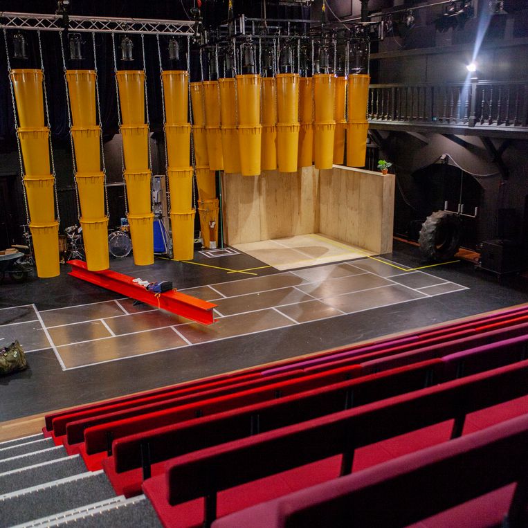 Na 42 jaar verhuist theater De Krakeling | Het Parool