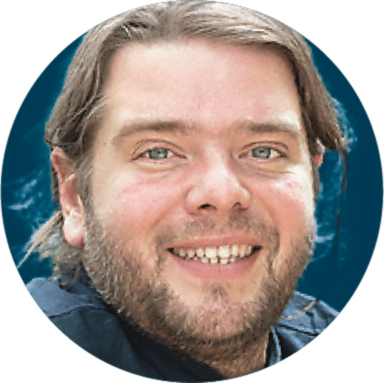 Benny Claessens is model voor genderneutraal ondergoed | De Morgen