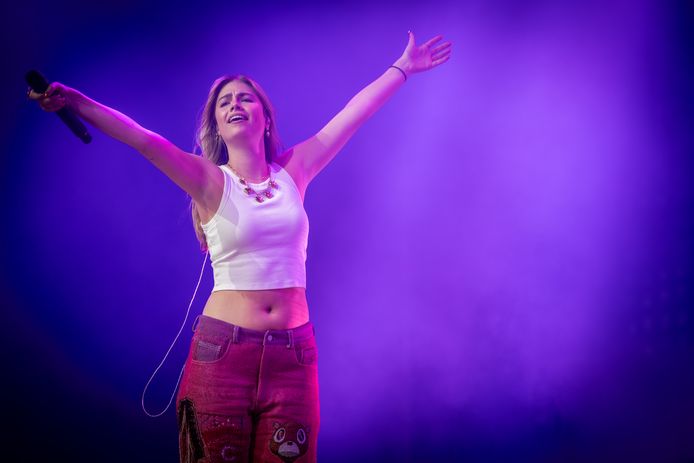 Roxy Dekker moest tranen bedwingen toen ze zichzelf hoorde met Ronnie ...