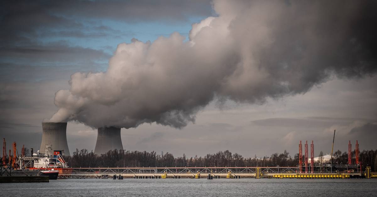 Uitbaters van kerncentrale moeten zich extra verzekeren nu ze dertig ...