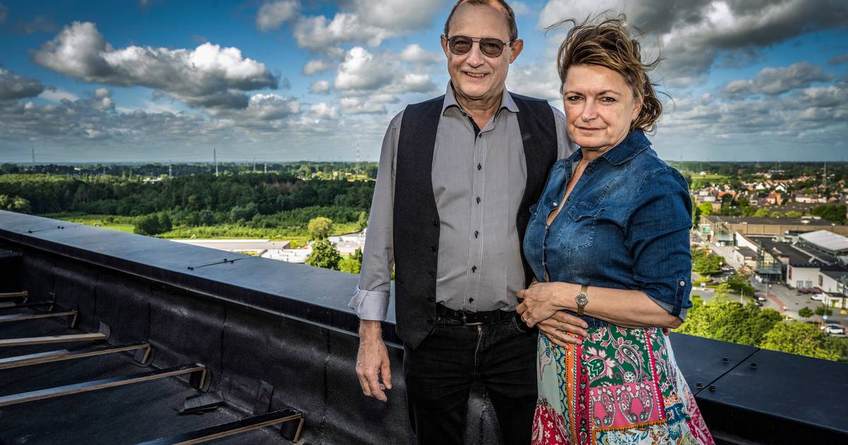 REEKS. “Wonen op het dak van de stad”: Ronny en Judith reiken naar de ...