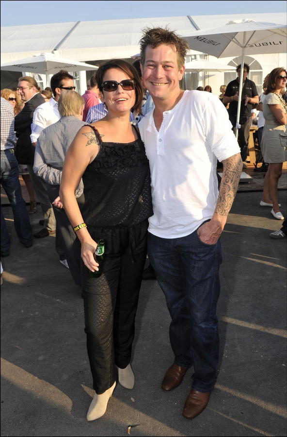 Ex Deborah Ostrega na vechtpartij: "Wat als Ernst mijn zoontje aanpakt ...