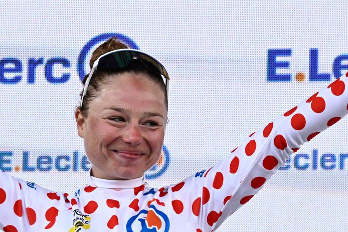 Justine Ghekiere als eerste vrouw ooit genomineerd voor de Kristallen ...